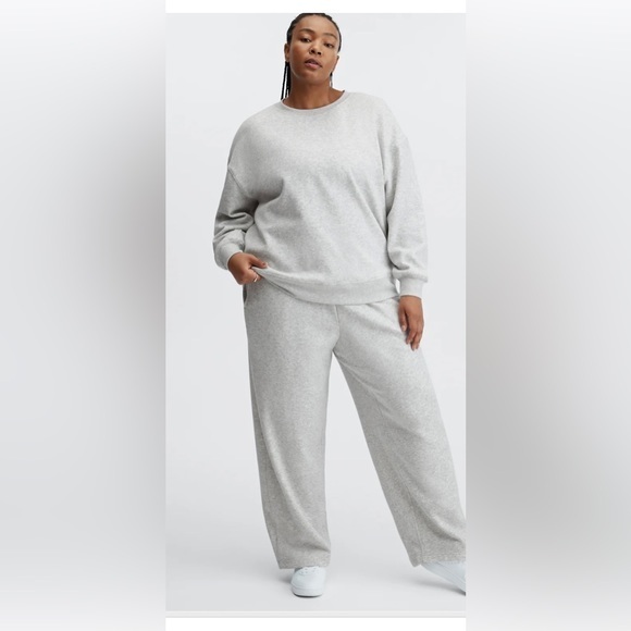 Fabletics | Pants & Jumpsuits | Fabletics Wide Leg Sweat Pant New Light ...